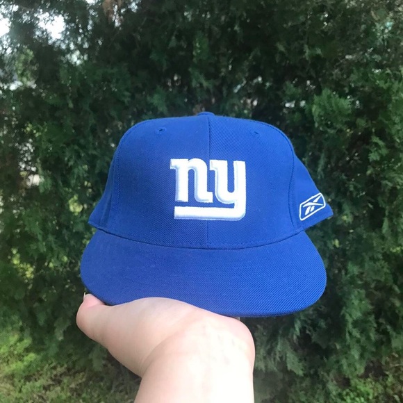 Reebok | Accessories | Vintage Fitted Hat | Poshmark